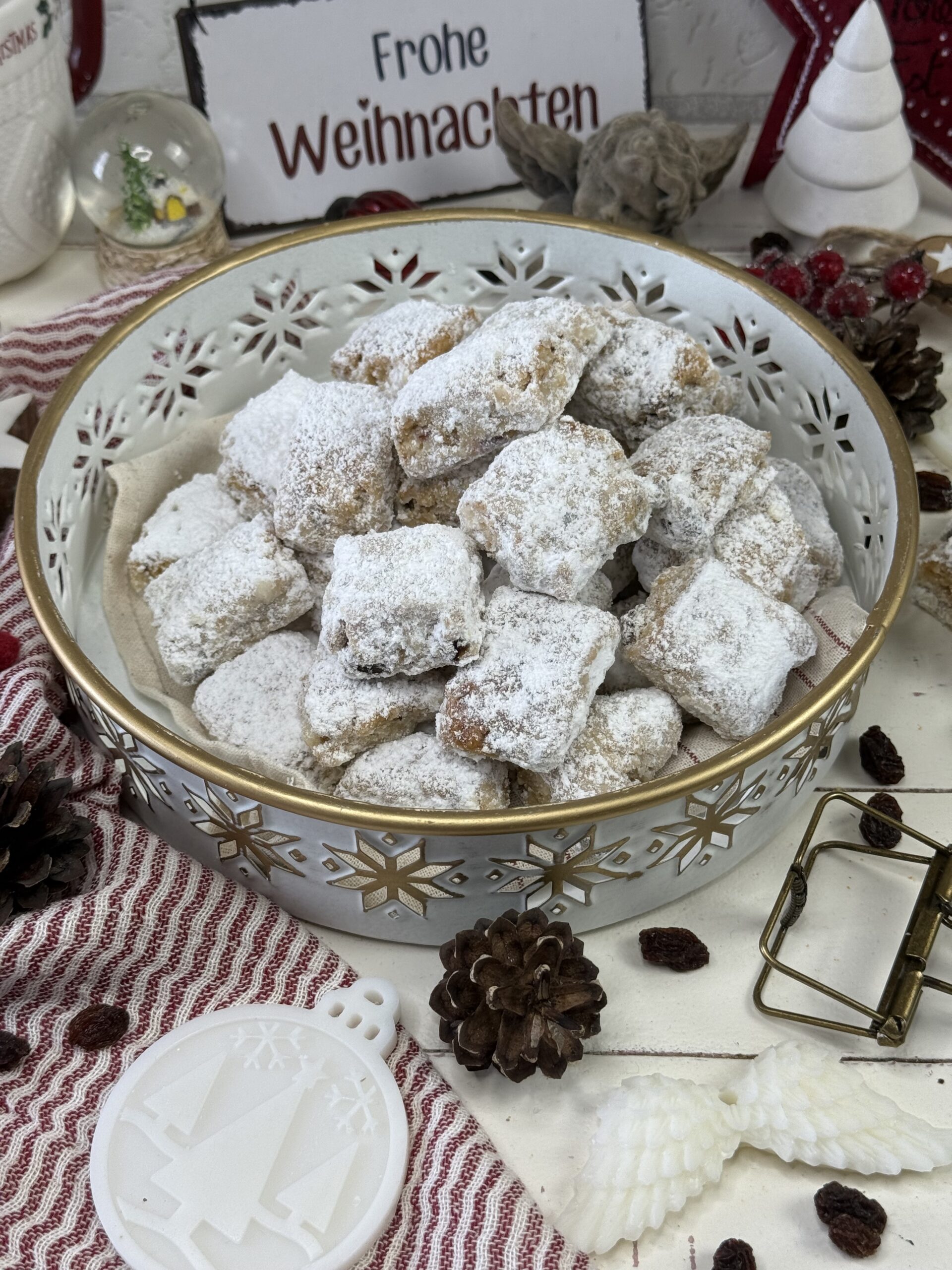 Stollenkonfekt Mit Marzipan Und Quark